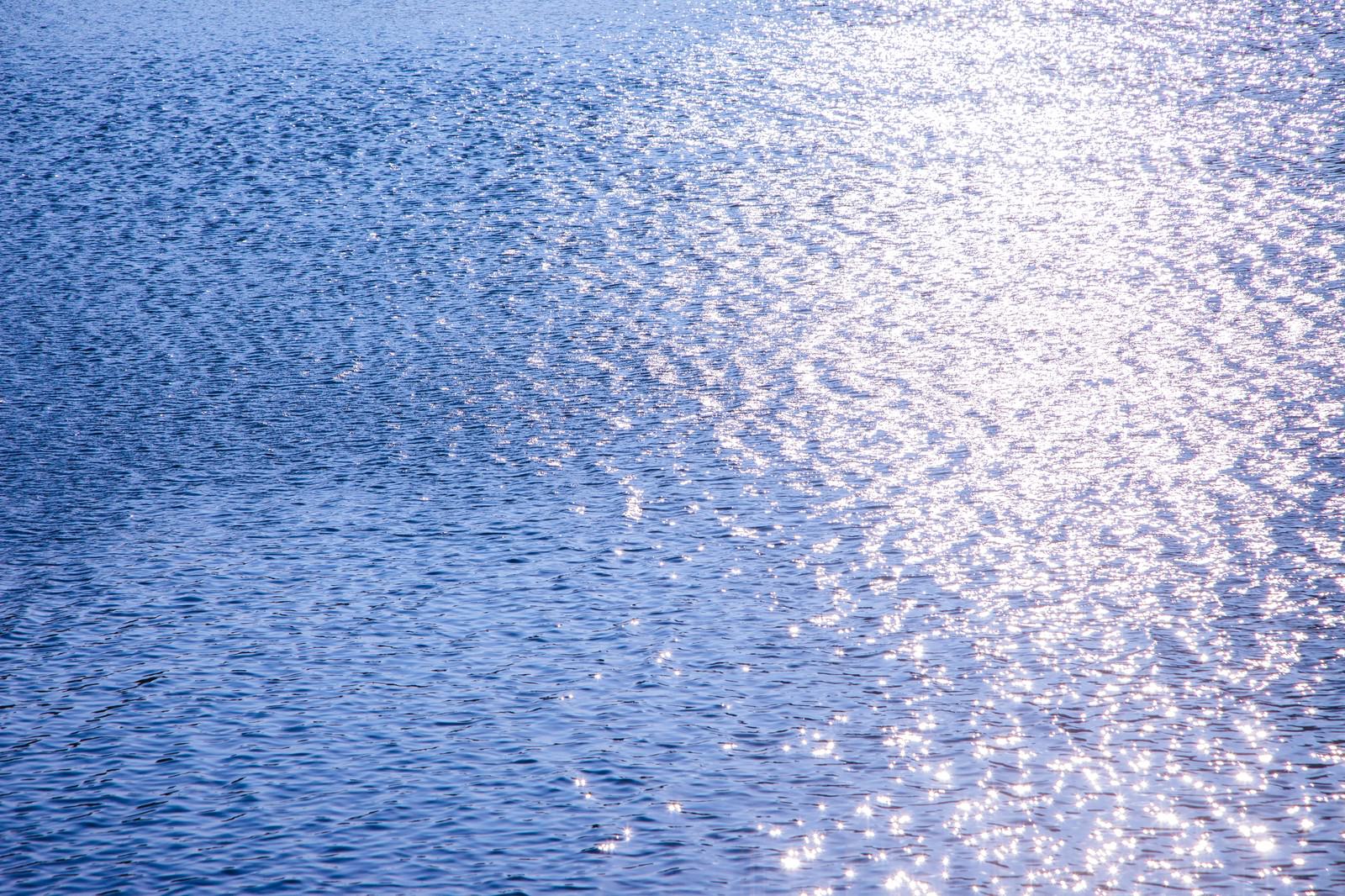 水面のテクスチャー|フリー写真素材・無料ダウンロード ぱくたそ